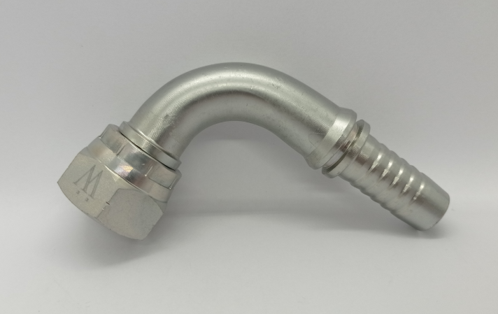 Conexión Hembra JIS 90° – Utecsa